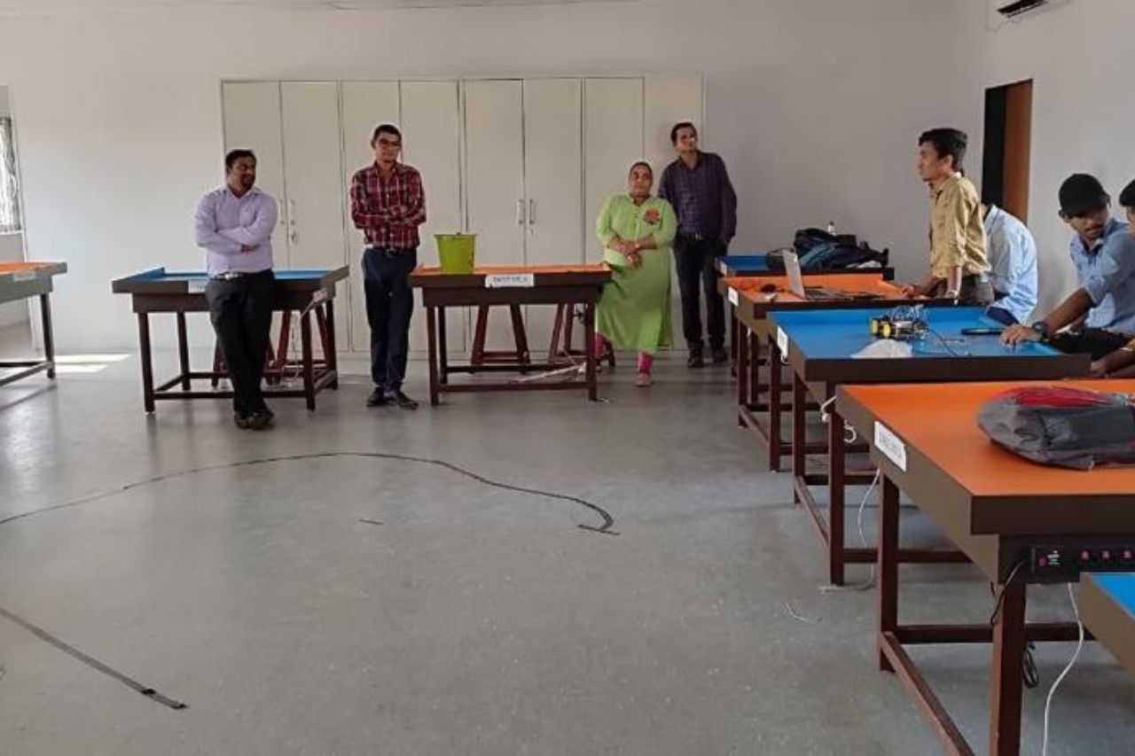 Innovation centre (STEM) for applied learning - Pune